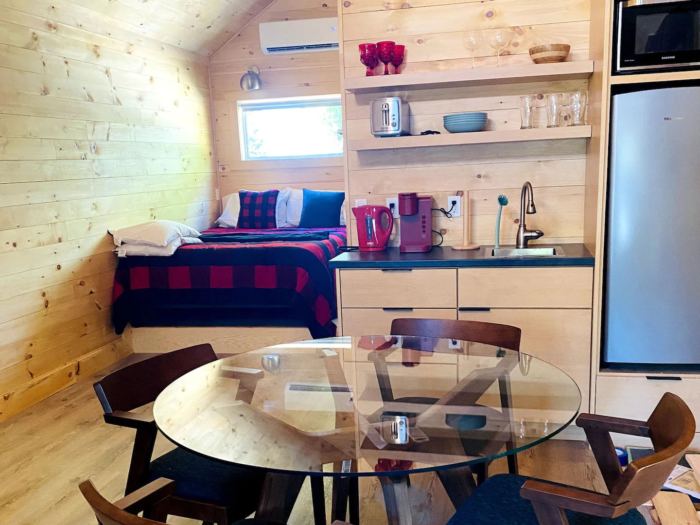Trail Way Cabins Blyth – Cowbell/G2G/Blyth Festival